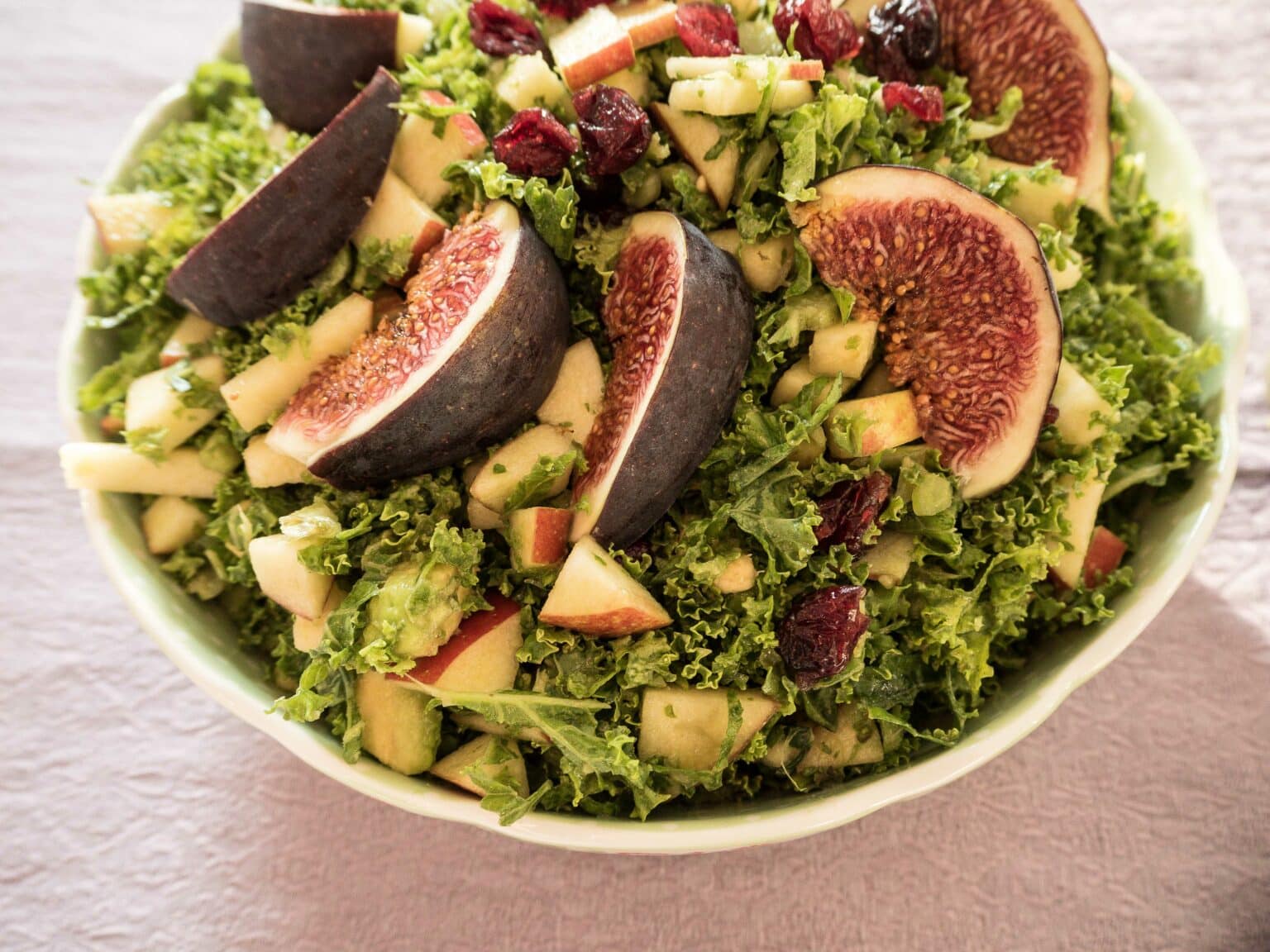 Lækker salat opskrift - Få 10 fantastiske salater til frokost og aftensmad